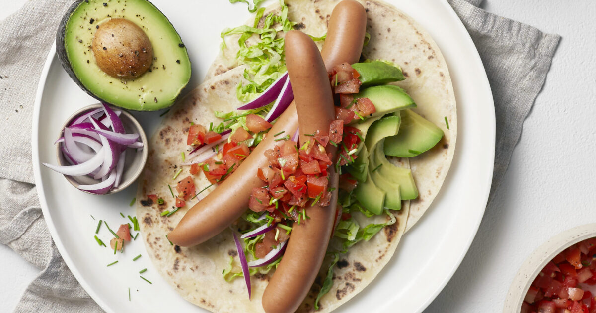 Wienerpølse med salsa og avokado | Prior